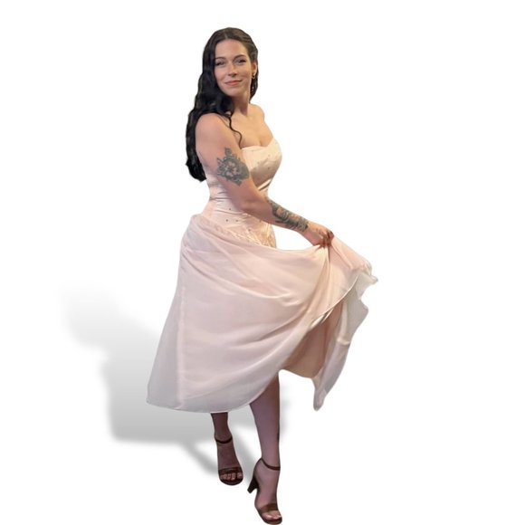 Positively Ellyn | Dresses | 8s Vintage Deadstock Strapless Gown Pale ...